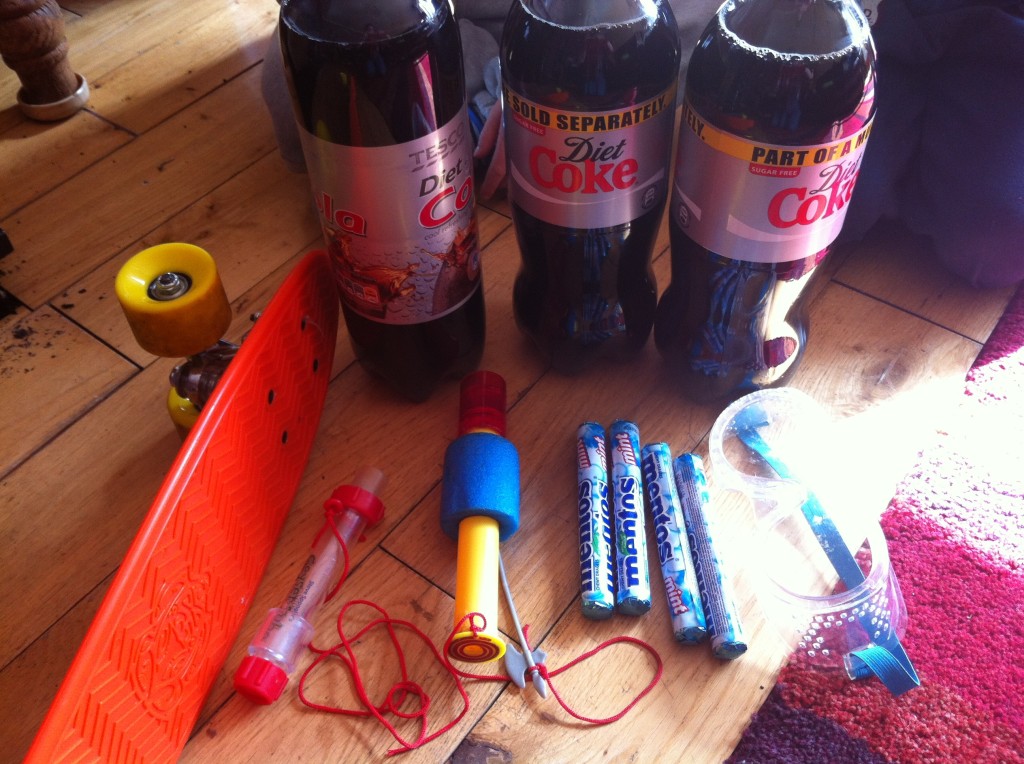 Three of our favourite Science Experiments – the messy play edition ...
