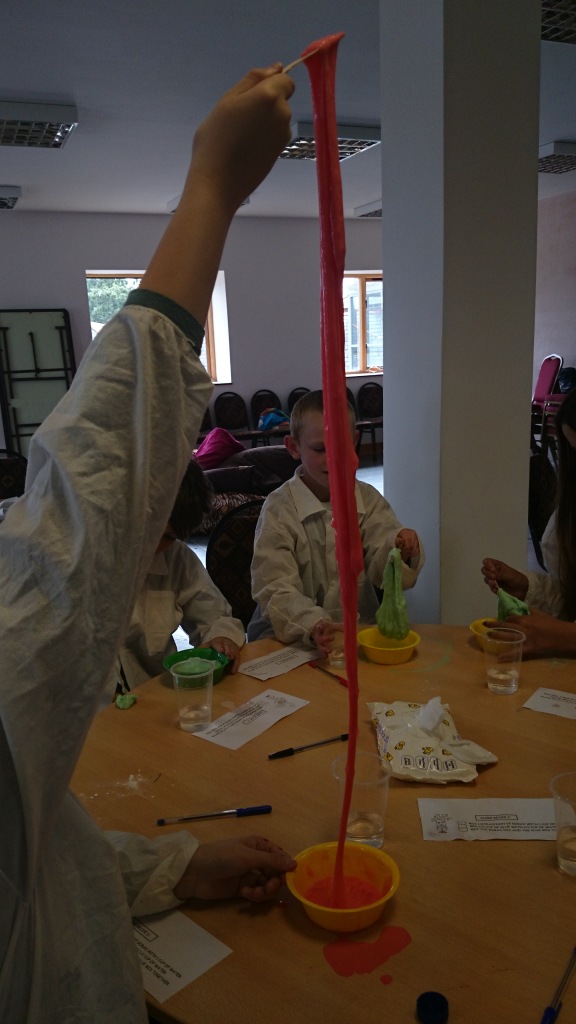 Three of our favourite Science Experiments – the messy play edition ...